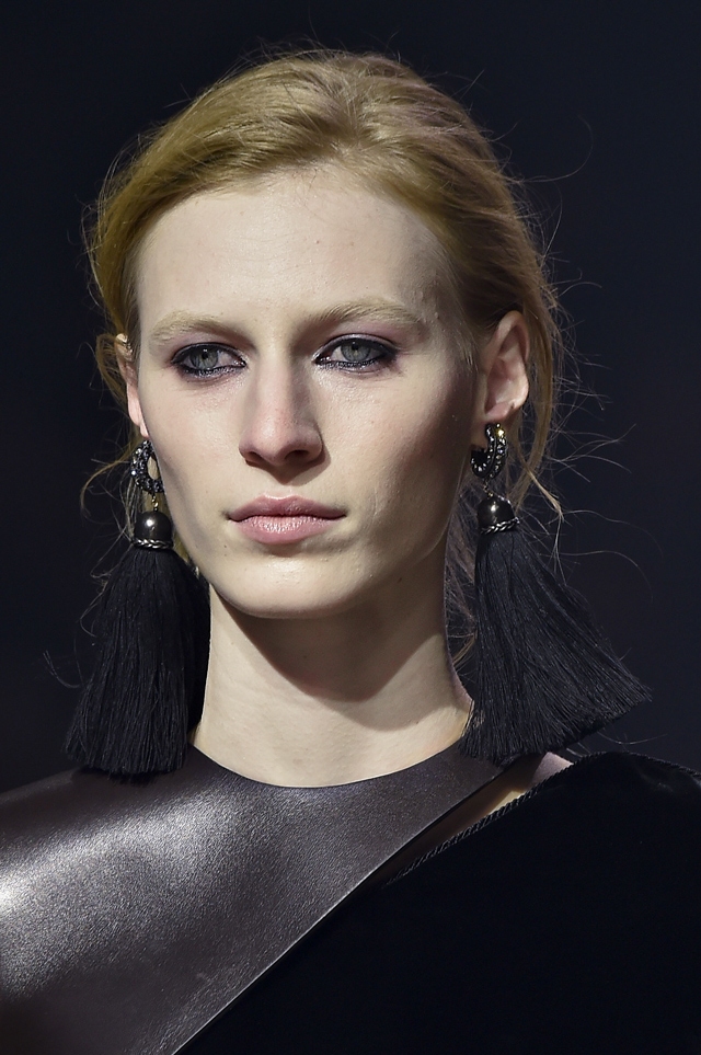 Красота в деталях: образ с шоу Lanvin | BURO.