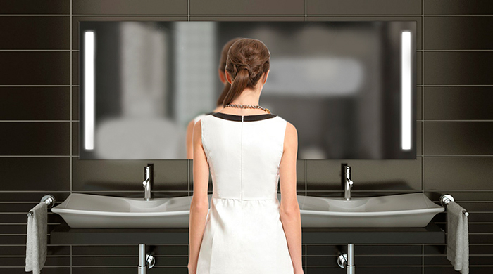 "Умное" зеркало от Panasonic дает советы по внешнему виду | BURO.