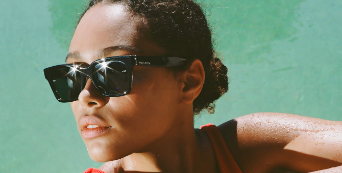 Woolrich и Retrosuperfuture выпустили очки с клетчатой оправой | BURO.